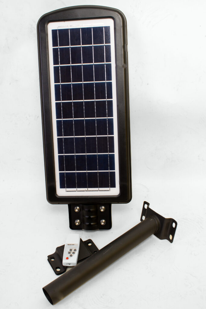 200W Solar LED Streetlight – First Sun Technologies
